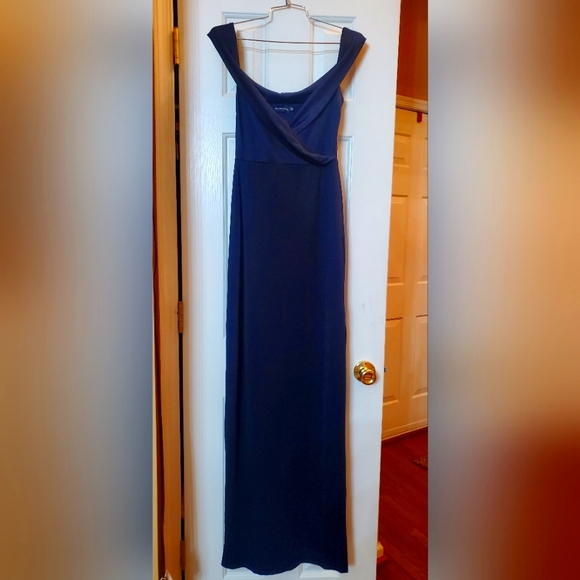 PrettyLittleThing | Dresses | Prettylittlething Navy Blue Off Shoulder ...